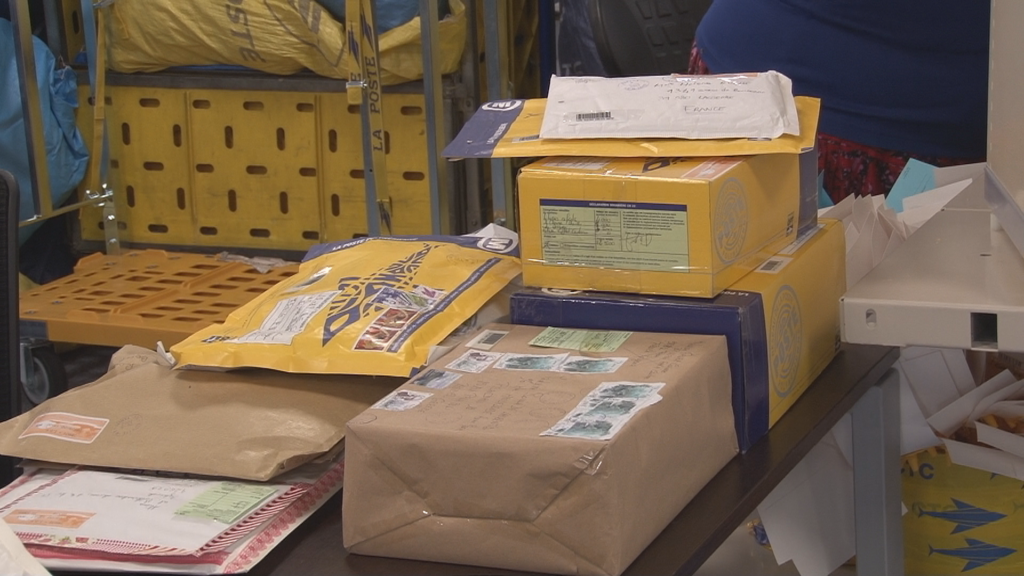 Les nouvelles tarifications de la poste • TNTV News - Tahiti Nui Télévision