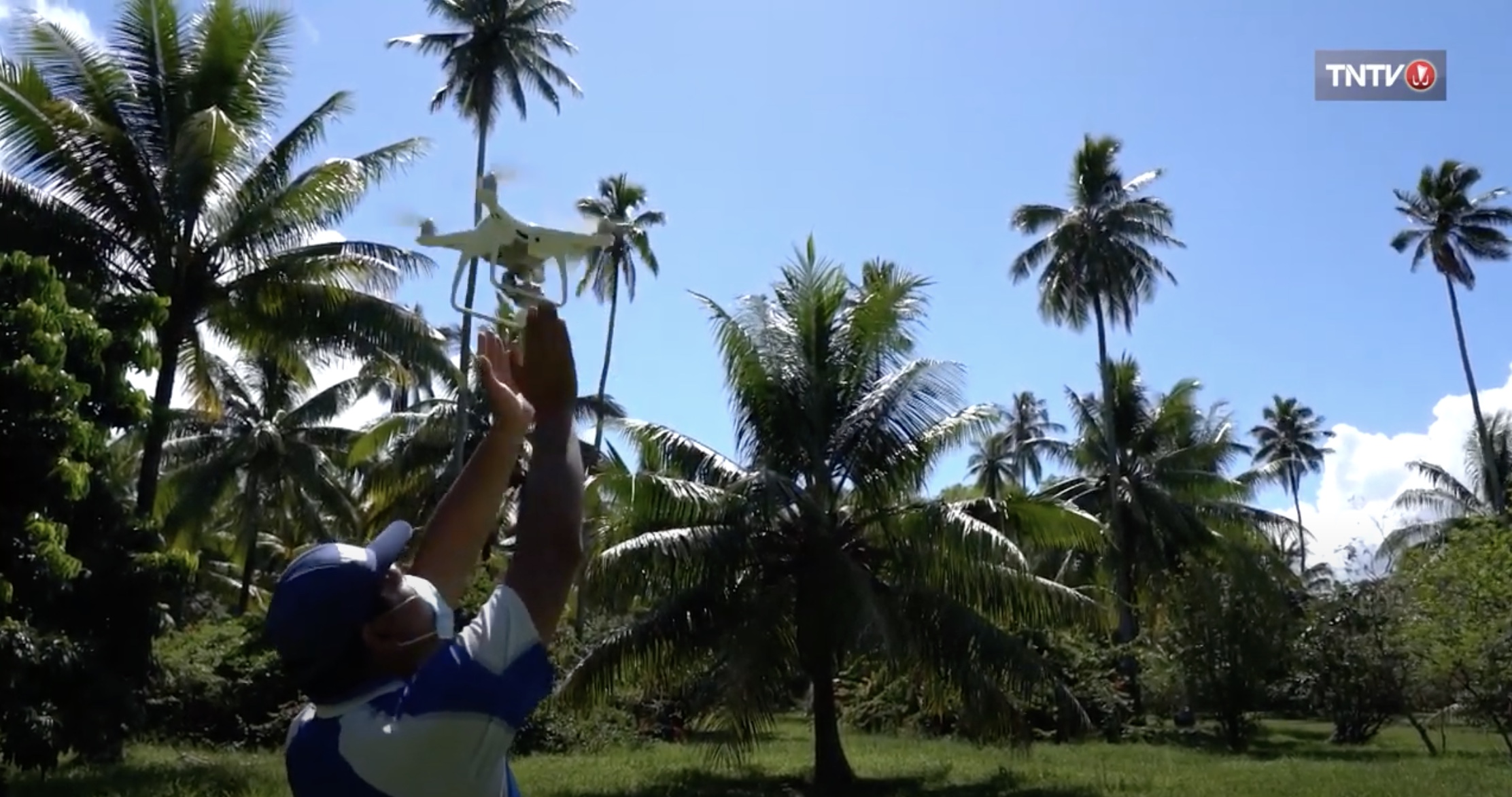 Télépilote de drone : un métier qui se développe au fenua • TNTV Tahiti ...