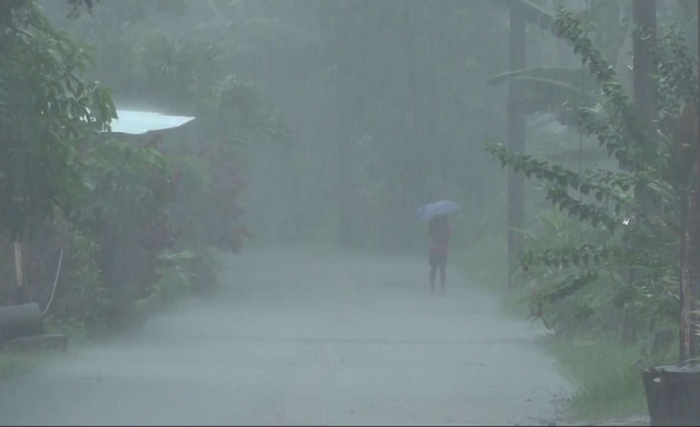 Pluie : la vigilance météo passe à l'orange aux iles du Vent • TNTV ...