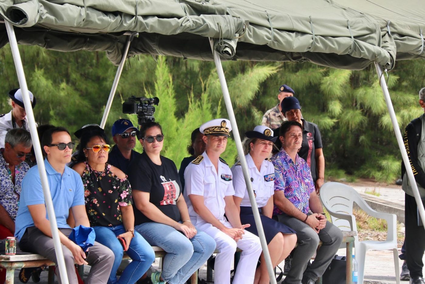 Visite du Pays et de l'État à Moruroa • TNTV News - Tahiti Nui Télévision
