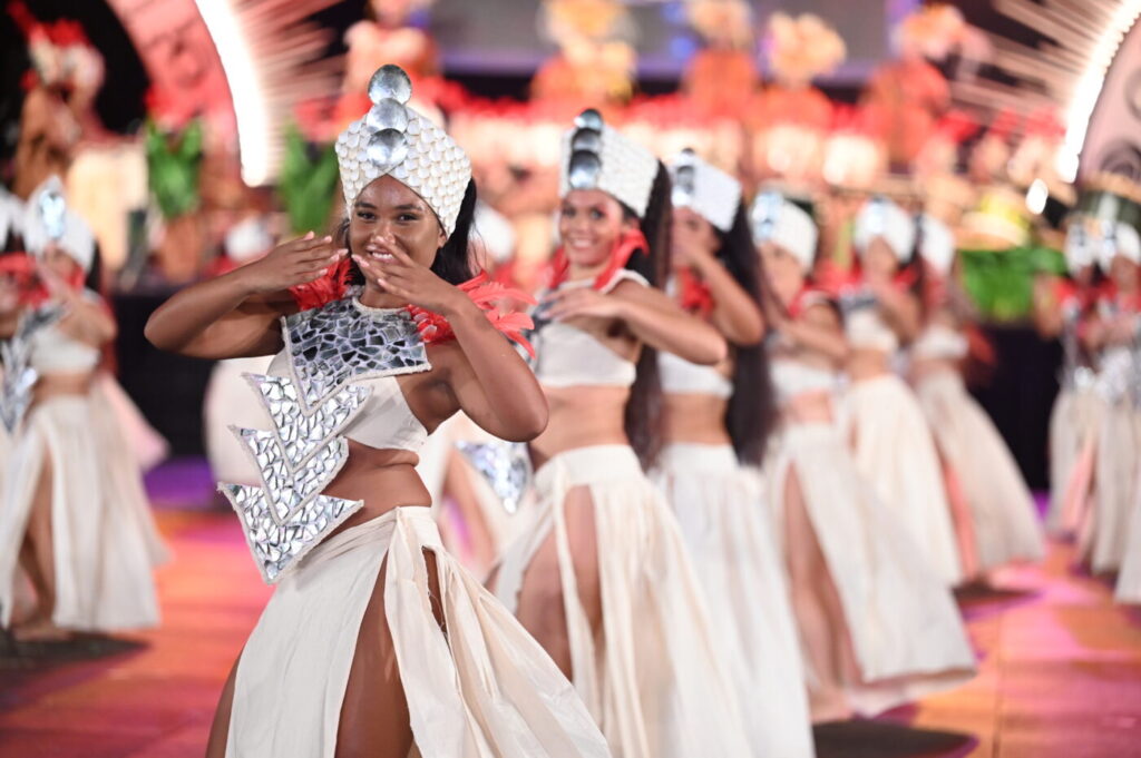 Heiva i Tahiti 2025 : Teva I Tai remporte le prix Madeleine Moua, tous ...